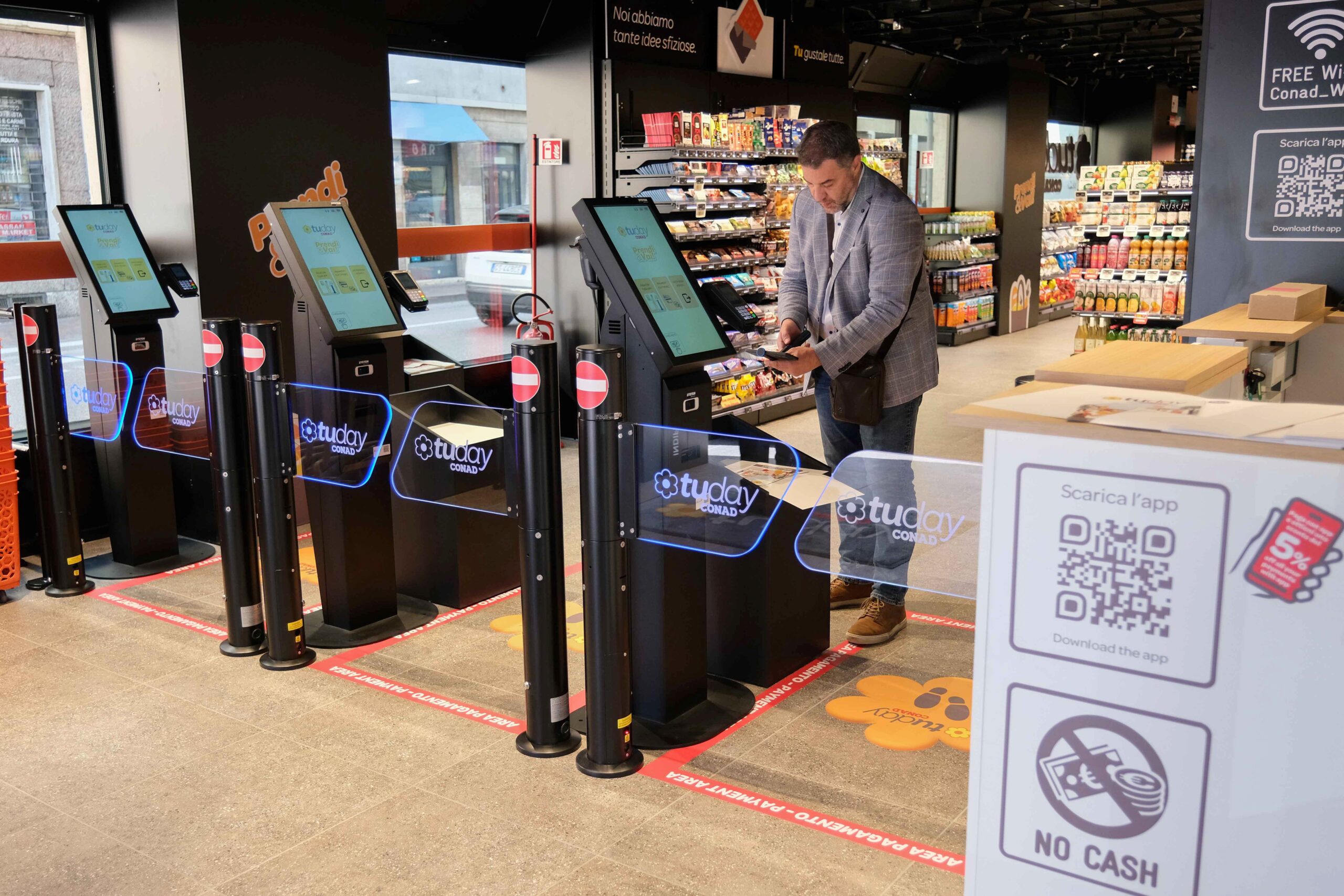 Casse automatiche, intelligenza artificiale e scaffali smart: a Trento è arrivato il ...